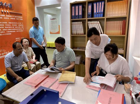 杨晓波来到西湖街道调研人大换届选举工作街道党工委