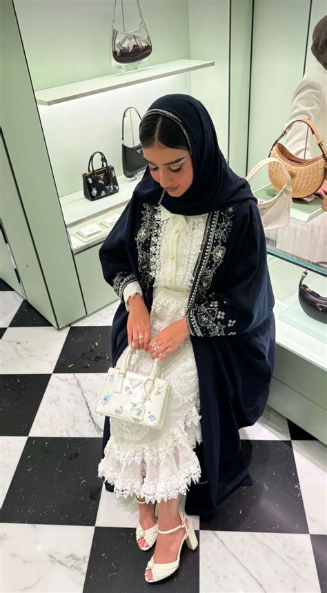 Khawla Al Maraghis Feet