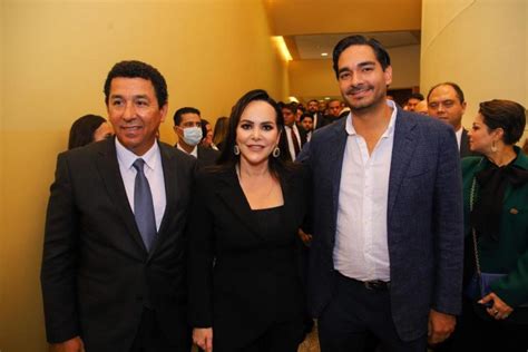 Asistió Carlos Peña Ortiz a Informe de Carmen Lilia Canturosas