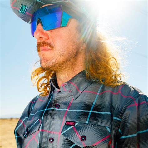 Shreddy Flannel X Dixxon V7 Mens