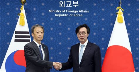 韓日 9년 만에 외교 차관 전략대화전략적 공조 모색종합 조선비즈