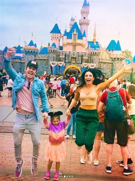 Aislinn Derbez Y Mauricio Ochmann Se Reunieron Para Convivir Con Su