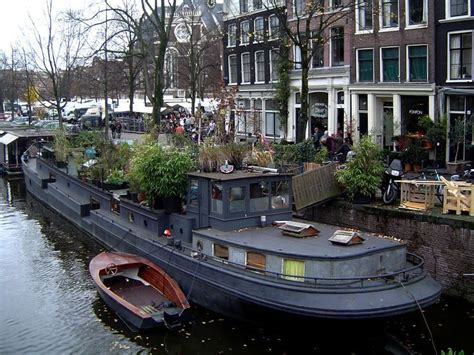 8 Different Types Of Houseboats Designs Ideas Examples 40 Photos Artofit