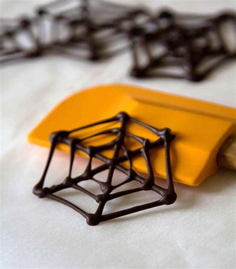 Diy Cob Web Projects For Halloween Obsigen