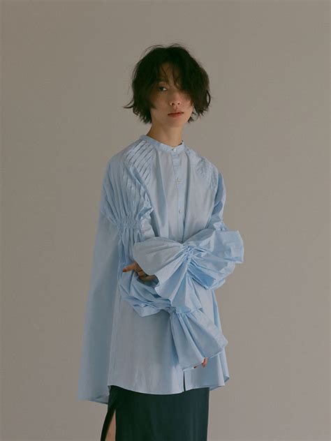 キャンディースリーブタックシャツ F White トップス │ Etre Tokyo Official Online Store エトレ