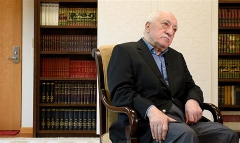 Братът на Гюлен осъден на над 10 г затвор в Турция