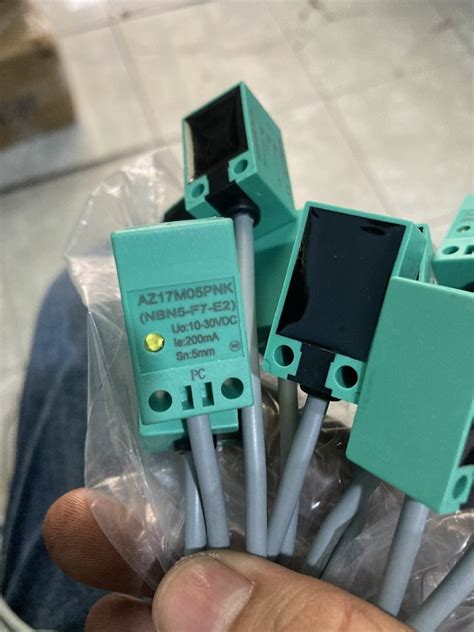 cẢm biẾn vỊ trÍ xe nÂng az17m05pnk nbn5 f7 e2