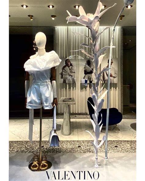 Monochromatic Window Display