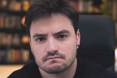 Quanto Felipe Neto Fatura Com O Canal Do 🍎 Invista Na Diversão E