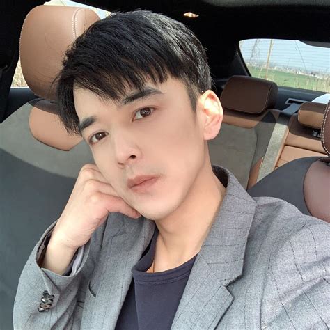 這首歌曲送給姐妹們你最在乎的那個人 這首歌曲送給姐妹們你最在乎的那個人 By 我是恩少