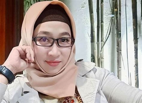 Cerita Rahma Janda Polisi Yang Menjadi Kekasih Gelap Kasatpol Pp Hal