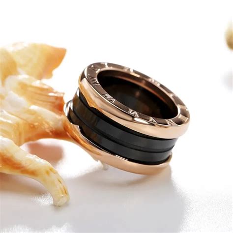 Badu Bg Моден неутрален пръстен от неръждаема стомана с римски цифри за жени Мъж двойка Подарък