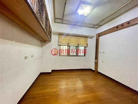 富貴大器樓中樓附雙車位~全國不動產鄧雅心新北富貴春天公寓新北591售屋網