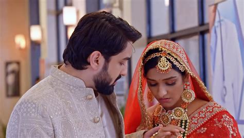 Bhagya Lakshmi 29th November 2023 Written Update Lakshmi Terrified