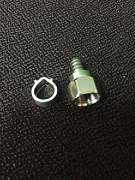 Yahoo オークション 送料無料 10個入り アンテナ接栓 4c用f型接栓