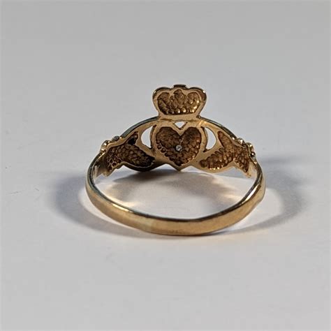 Pre Owned 9ct Gold Tiny Diamond Claddagh Ring Size Y12 Own4less