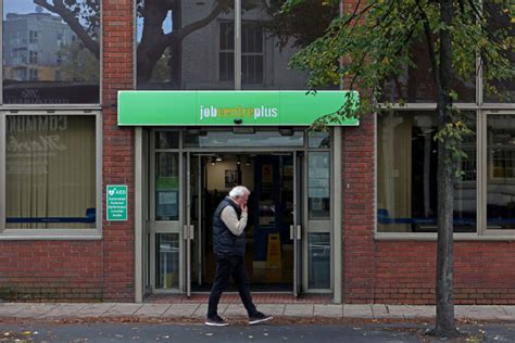 미 8월 고용 14만2000명 증가… 시장 예상치 하회 머니s