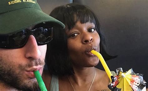 Azealia Banks What Rapperin Azealia Banks Kocht Ihre Tote Katze