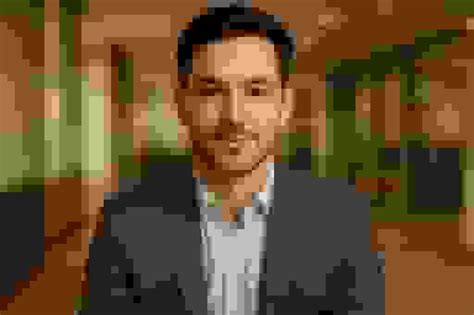 Headshot Background Analyzer