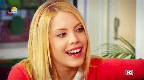 Eda Ece Me Erse O Dizide De Oynam Onedio