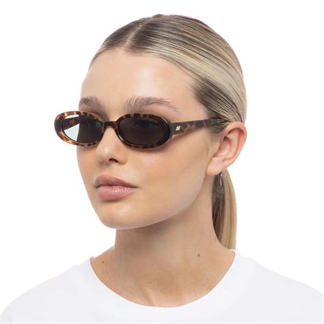 Le Specs Outta Love Tort Co Ed