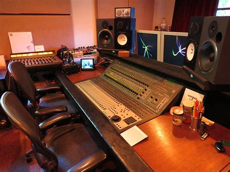 1 Digidesign Control 24 Console Reverb