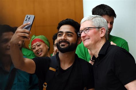 Apple Q2 Earnings Are Down As Everything But Iphones Is Harder To Sell