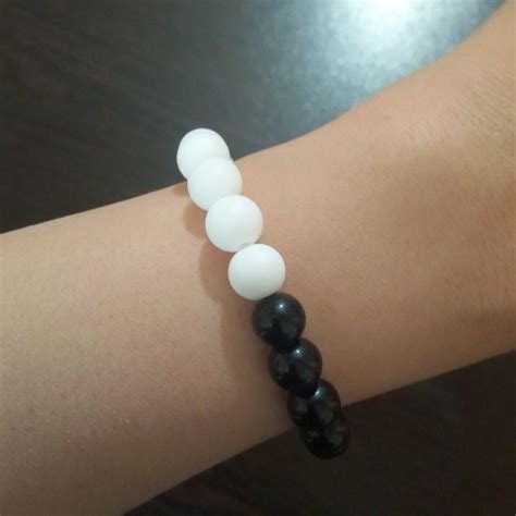 خرید و قیمت دستبند ین و یانگ از غرفه جینگیلی های سارا