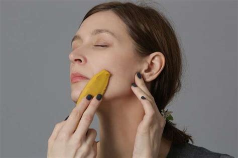 Follow This Banana Peel Remedy If You Are Longing For Spotless Skin