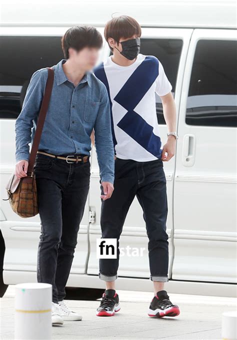 포토 씨엔블루 정용화 ‘편안한 공항패션 헉스