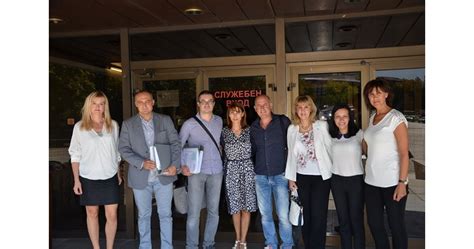 ГЕРБ регистрира Фандъкова като кандидат за кмет на София за трети пореден път