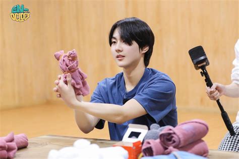 Enhypen Weverse On Twitter Membership Behind Cut En O Clock Ep Enhypen