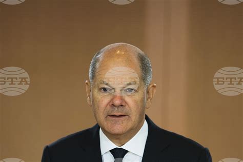 Шолц призова Русия да изключи възможността да използва ядрени оръжия Утро