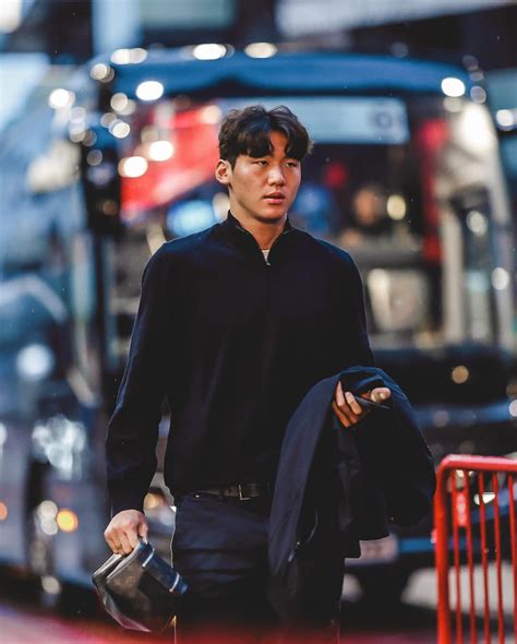 ‘epl Cb 김지수 이번에는 벤치 지켰다팀 5 0 대승에도 출전 불발