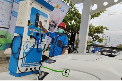 Menperin Targetkan Efisiensi Baterai Kendaraan Listrik Capai 80 Persen