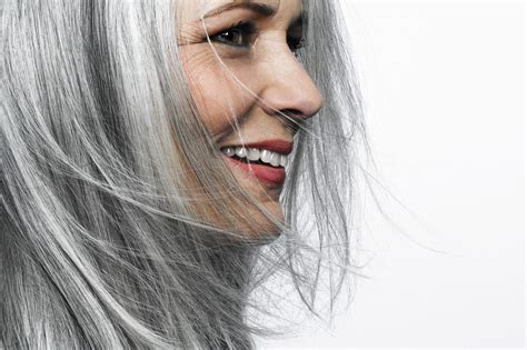 Are You Considering Going Gray ⋆ Tijeras Hair Co