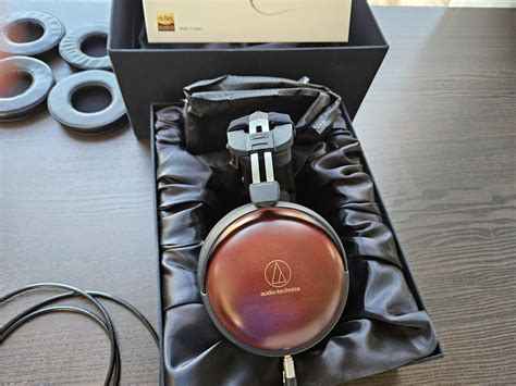 Audio Technica Ath Awas Cables And Pads Headphone Reviews And