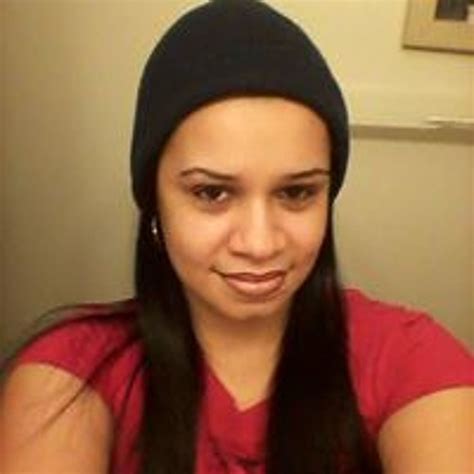 Stream Jesenia Rojas Music Listen To Songs Albums Playlists For