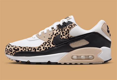 Nike Air Max 90 Leopard Print If1619 100 Le Site De La Sneaker