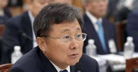 조국 딸 입학취소 왜 않나시민단체 부산대 총장 고발