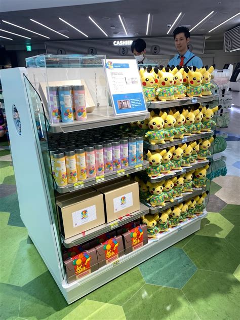《寶可夢中心台北 Pokémon Center Taipei》完整導覽介紹一次看！各種超可愛寶可夢周邊好想買爆啊～ Juksy 街星