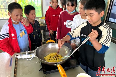 衡南县栗江联合学校：“留守厨房”，留住失守的爱华声社区频道华声在线