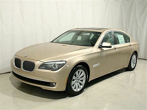 БМВ 750, отзывы владельцев об автомобиле BMW 750, обзор, технические ...