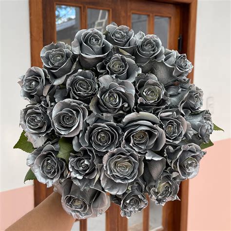 Silver Rose Bouquet Delivery Metallic Roses Rosaholics