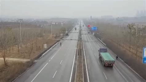 截至10月底，交通运输执法领域突出问题已整改16666个 凤凰网视频 凤凰网