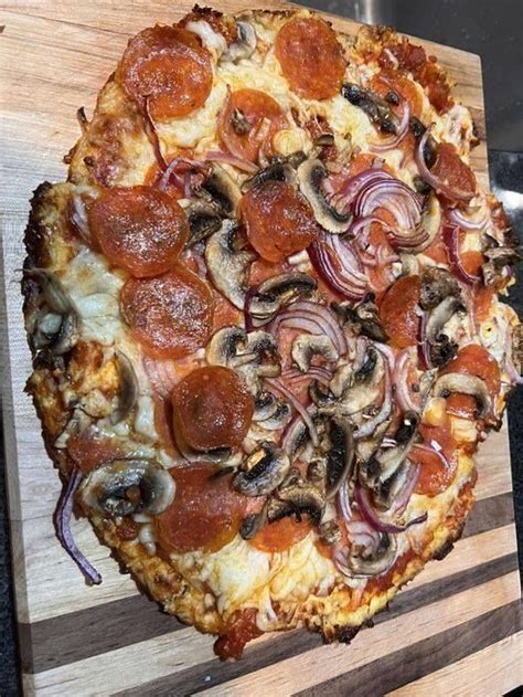 Keto Friendly Cauliflower Crust Pizza