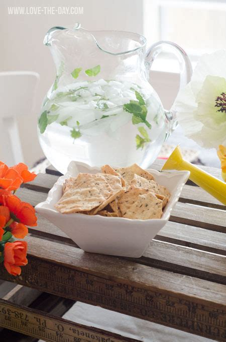 How To Create A Classy Lunch With Items From Around Your Apartment Tips