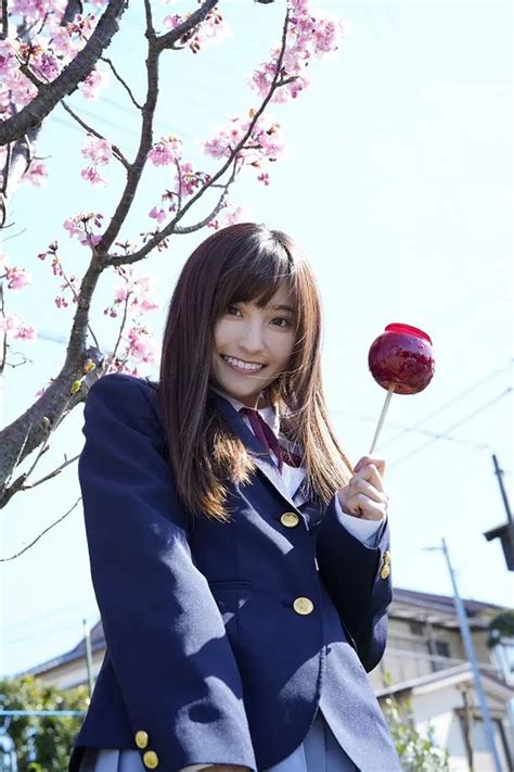 画像 “グラビア界の問題児”花咲れあ、美ボディ際立つ競泳水着や体操服姿を披露！1st写真集の発売が決定66 Webザテレビジョン