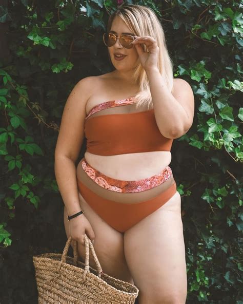 Sophie Turner Plus Size Picture