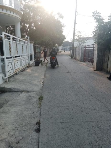 Rumah Kontrakan 6 Pintu Dekat Lippo Cikarang Kabbekasi